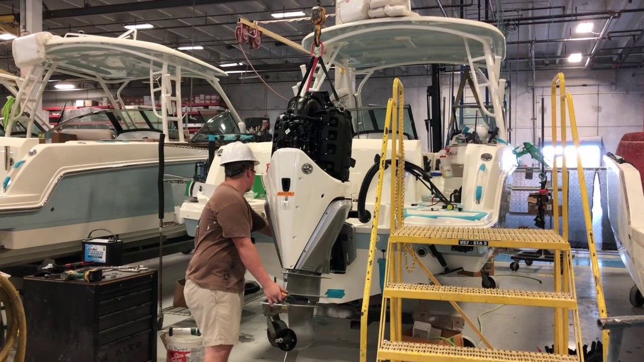 Factory Friday - Engine Placement - Yachts Show